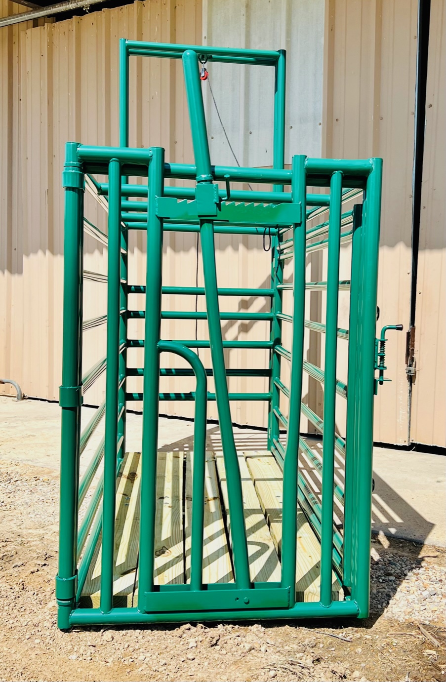 WORKING CHUTE – SWEEP TUB SYSTEMS – Lazy JV Ranch Equipment Sales